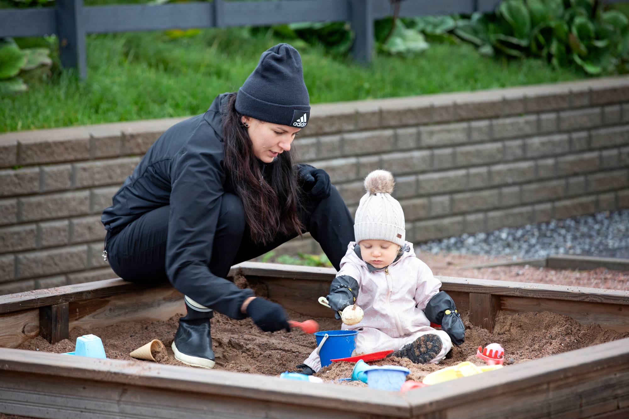 Kehon ja kodin vankina – miten toimia, kun raskaus tekee ...